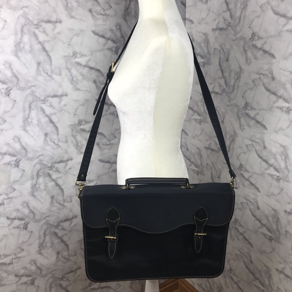 G.H. Bass & Co. | Bags | Gh Bass Co Briefcase Messenger Bag | Poshmark